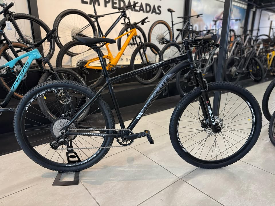 Bicicleta Absolute Wild 29" 12V Preta